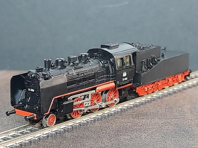 MÄRKLIN SPUR Z Unikat Dampflok BR.24 mit Sonder-Schlepptender DB in EVP EUR 179,99 - PicClick DE