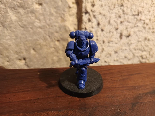 ULTRAMARINE LIEUTENANT CALSIUS - Space Marines - Warhammer 40K EUR 19 ...