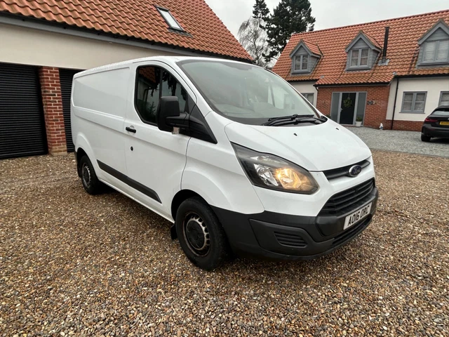 2016 FORD TRANSIT Custom 2.2 TDCi 100ps Low Roof Van PANEL VAN Diesel ...