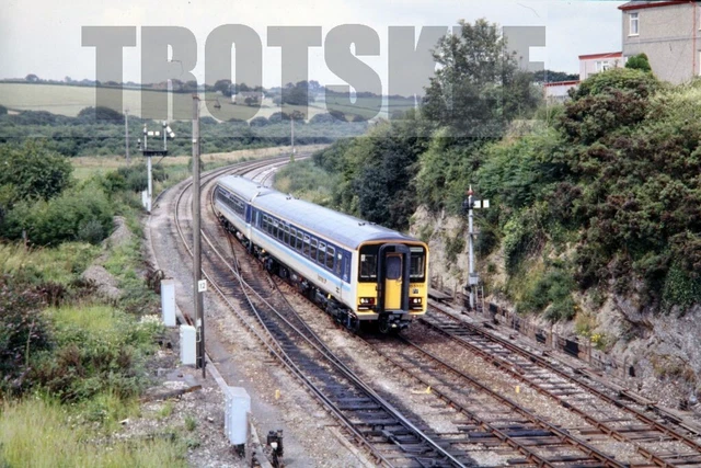 35MM SLIDE BR British Rail Diesel DMU Class 155 155333 Par 1988 ...