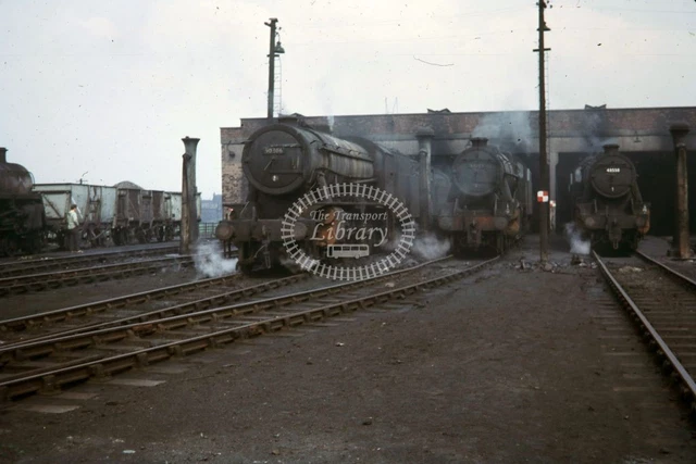 PHOTO BRITISH RAILWAYS Steam locomotive 90306 BR WD 'Austerity' Aintree ... PHOTO BRITISH RAILWAYS Steam locomotive 90306 BR WD 'Austerity' Aintree ...