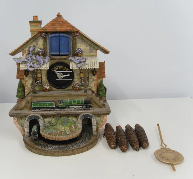 FLYING SCOTSMAN MEMORIES of Steam Cuckoo Clock Bradford Exchange. 30 cm ...