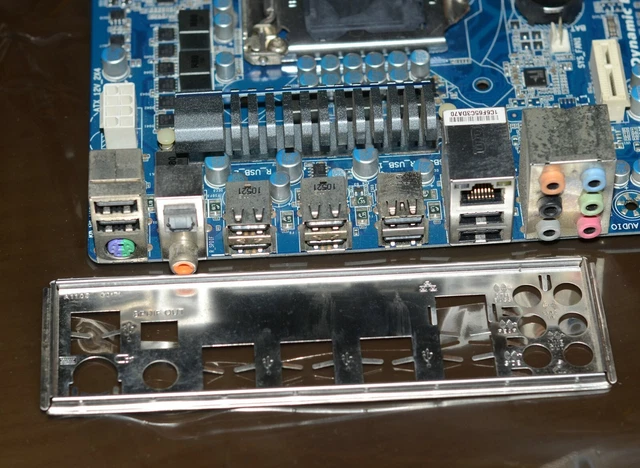 GIGABYTE TECHNOLOGY PH67-UD3-B3, LGA 1155, DDR3 Intel Motherboard+I/O ...