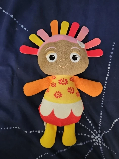 IN THE NIGHT Garden Upsy Daisy Plush £5.00 - PicClick UK