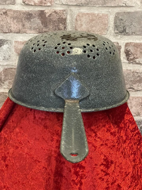 RARE WW2 GERMAN Fallschirmjager Helmet Made Into Collinder EUR 223,65 ...