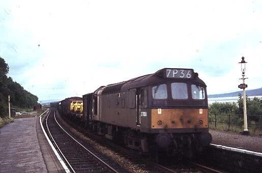 ORIGINAL COLOUR SLIDE of D7654 BR class 25 diesel loco £5.50 - PicClick UK
