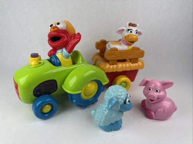 MATTEL 2000 SESAME Street Elmo Farm Tractor With 3 Farm Animals Sounds ...