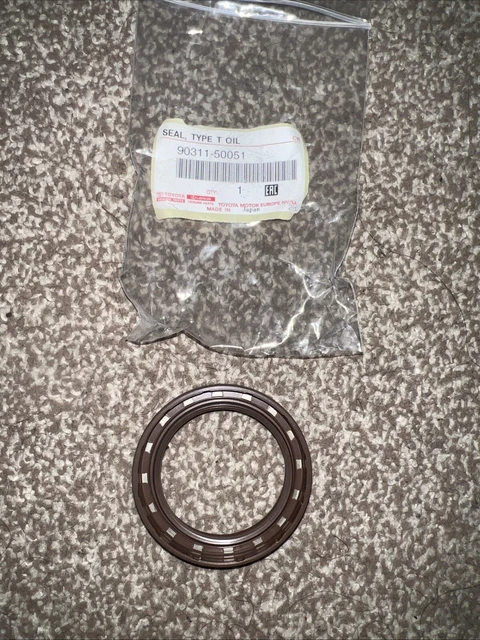 GENUINE TOYOTA Hiace Iv,Land Cruiser,Hilux Viicrankshaft Oil Seal 90311 ...