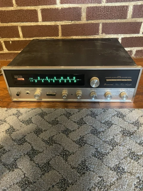 VINTAGE SANSUI AMPLIFIER Solid State 2000 Tested Powers On £123.20 ...