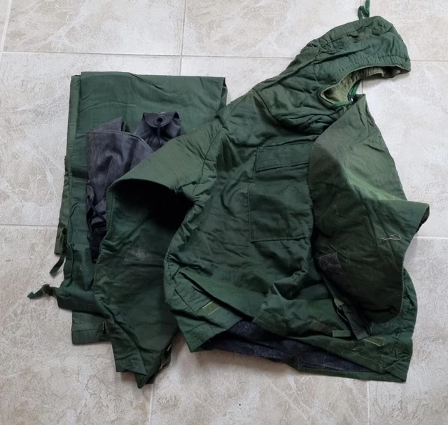 EARLY 1980'S CHEMICAL warfare NBC suit with boots £10.00 - PicClick UK