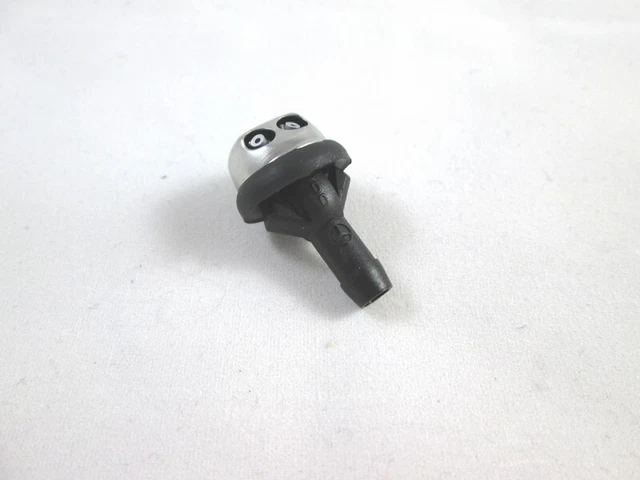 ORIG. MERCEDES-BENZ SPRITZDÜSE Spritzwasserdüse R107 W114 W115 W123 ...