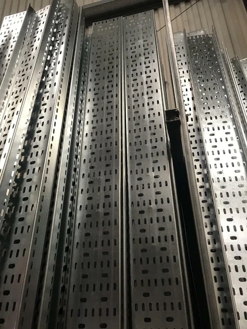 UNISTRUT HEAVY DUTY Cable Tray 225MM X3M Pre-Galvanised (TUHLT225/15PG ...