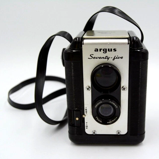 ARGUS SEVENTY-FIVE VINTAGE Camera with neck strap uses 620 Film $17.00 ...