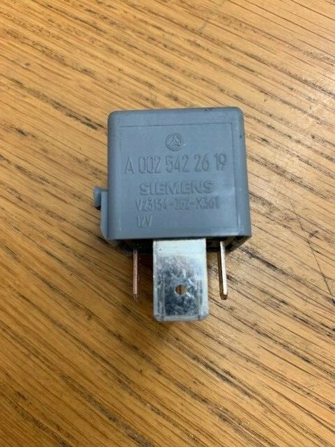 MERCEDES 4-PIN RELAY Module A0025422619 £4.49 - PicClick UK