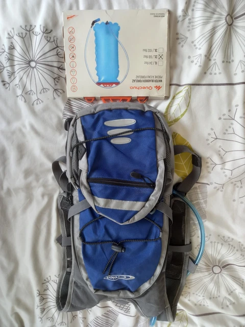 GELERT LIGHTWEIGHT HYDRATION Backpack with New 2l Bladder Cycling ...