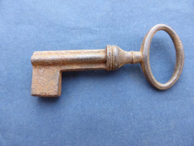 ANCIENNE CLEF TRÈFLE fer serrure meuble bureau secrétaire... Longueur 7 ...