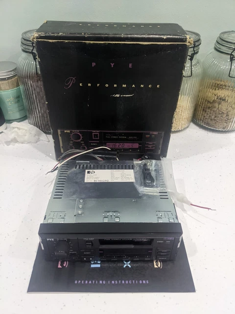 VINTAGE PYE AUDIO CC40 Car Radio Cassette Stereo - Boxed Excellent ...