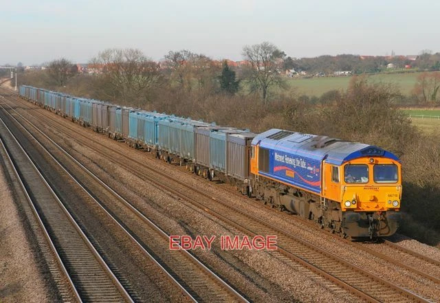 PHOTO CLASS 66 Loco No 66718 At Humble Lane Midland Main Line At Humble ...