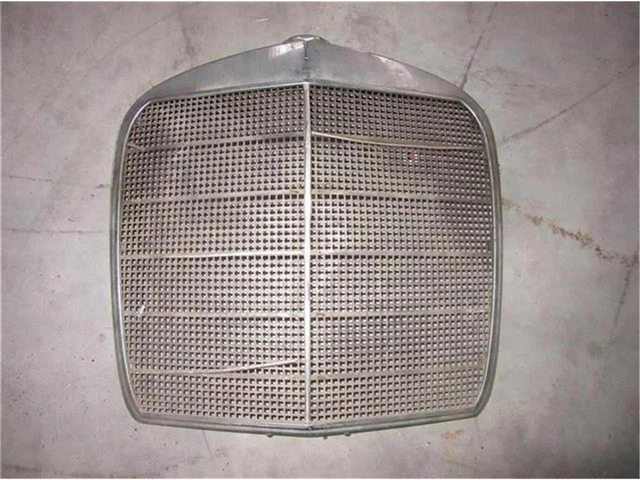 MERCEDES BENZ ORIGINAL classic car W110, W111 radiator grille radiator ...