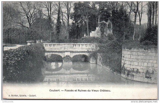 77 COUBERT - fosses et ruines du vieux CHATEAU EUR 4,00 - PicClick FR