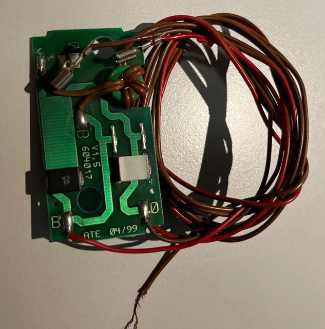 MÄRKLIN H0 74046 Anschlussgarnitur mit Funkentstörung / Gleisanschluss ...