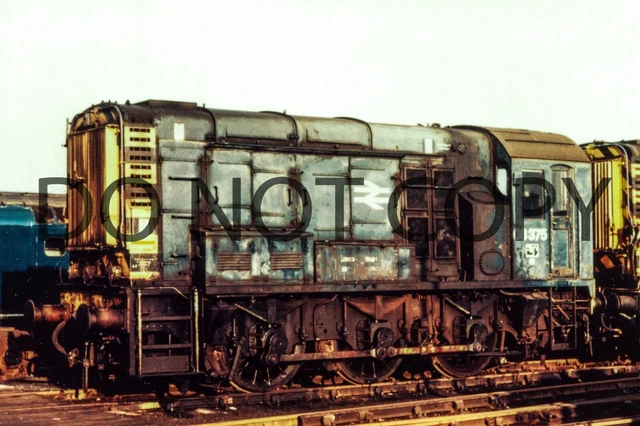 UK DIESEL TRAIN Railway Photograph Of Class 08 08375 Loco. Rm08-62 £1. ...