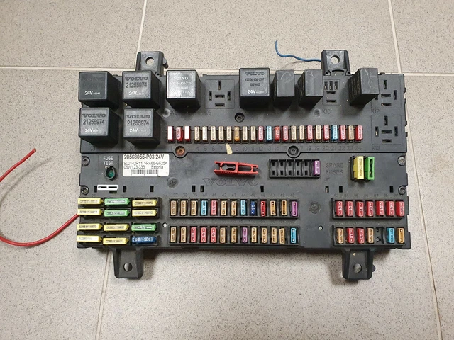 VOLVO TRUCKS FH FM Central Electric Unit Ecu Fuse Box 900142R11 ...