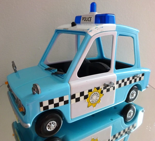 POSTMAN PAT LARGE Friction PC Selby's Blue Police Car Toy Vehicle £9.75 ...