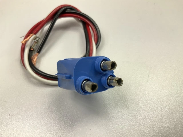 GROTE 67000 STOP Tail Turn Signal Light 3-Pin Three-Wire Plug-In ...