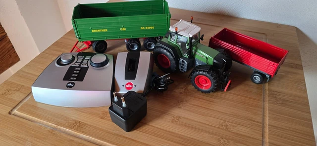 SIKU CONTROL 32 - Fendt 930 Set mit Fernsteuerung, 2 Anhängern, neu ...