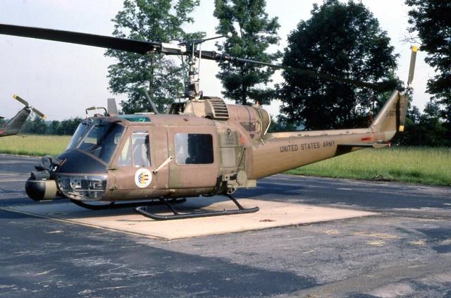 ORIGINAL AIRCRAFT SLIDE - UH-1M Iroquois - US Army 66-0738, 1982 £3.02 ...