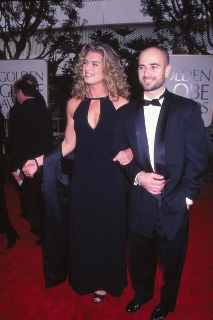DIA BROOKE SHIELDS und Andre Agassi 1996 KB-format Fotograf P23-35-5-2 ...
