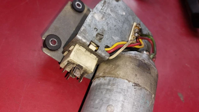 MOTEUR ESSUIE-GLACE ORIGINAL Mercedes W460 W461 W463 Puch 4639064300 ...