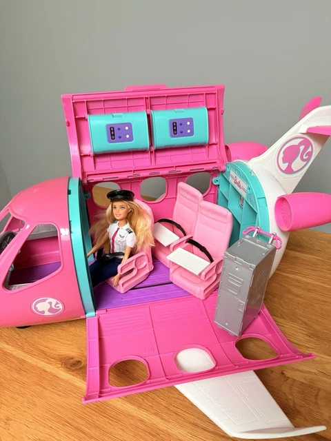 MATTEL BARBIE DREAMPLANE Playset with Pilot Doll (GJB33) £5.45 ...