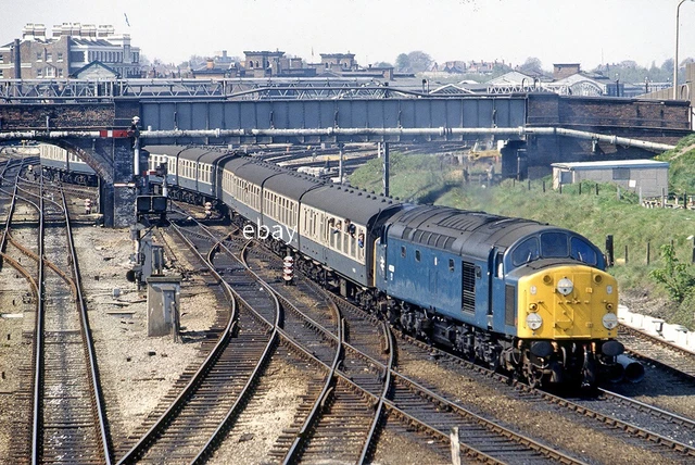ORIGINAL 35MM COLOUR slide BR Class 40 no. 40028 at Chester +rights for ...