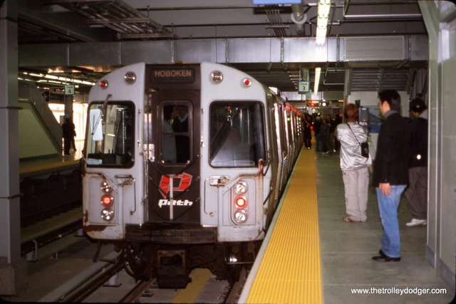 PATH SUBWAY TRAIN Rapid Transit NY NJ 2004 35 mm diapositive ektachrome ...