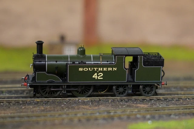 HORNBY DCC READY Southern 0-4-4T Class M7 Locomotive 42 R2840 OO Gauge ...