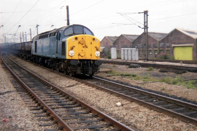 BRITISH RAIL CLASS 40082 Warrington Bank Quay Rail Photo £2.70 ...