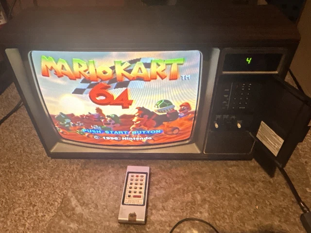 ZENITH SPACE COMMAND CRT TV SY1927W Vintage Woodgrain 1983 19" w Remote ...