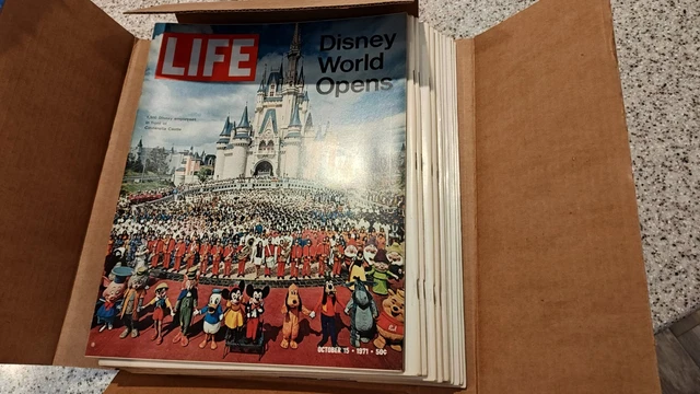 LIFE MAGAZINE DISNEY World Opens October 15 1971 No Address Label X12 £ ...