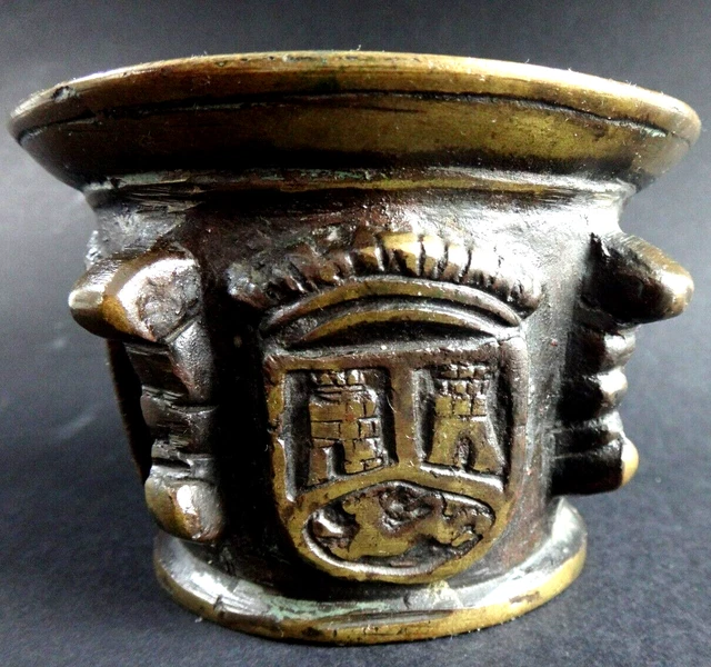ANCIEN MORTIER APOTHICAIRE bronze haute époque XVII Antique mortar ...