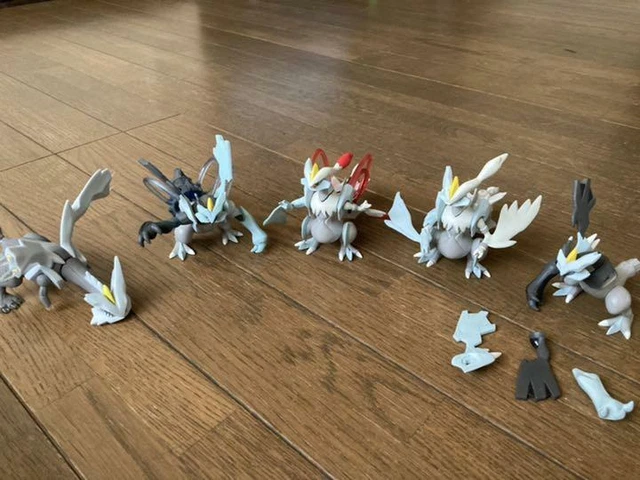 POKEMON RITTAI ZUKAN Mini Figure Kyurem White Kyurem Black Kyurem Set ...