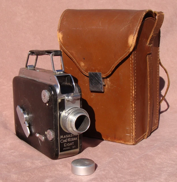 MAGAZINE CINE-KODAK 8: 8mm Movie Camera circa 1940 w/Case (NR) EUR 13 ...
