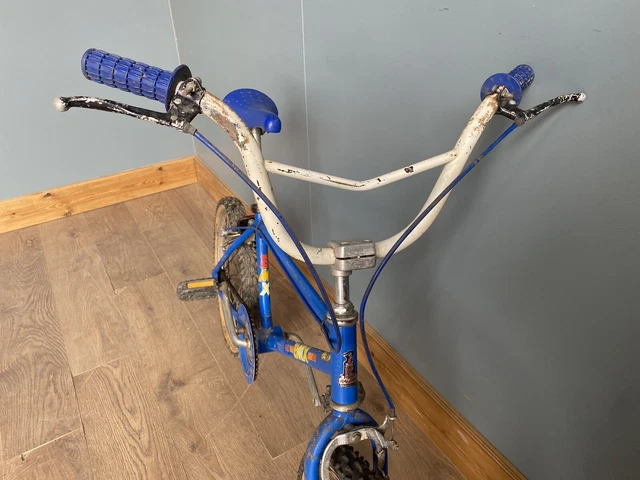 VINTAGE RALEIGH BMX Series 1980s Retro Bike, Burner Tuff Mag Styler ...