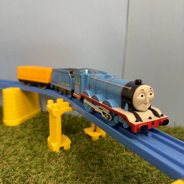 TOMY PLARAIL TRACKMASTER Gordon Thomas The Tank Engine Used £21.95 ...