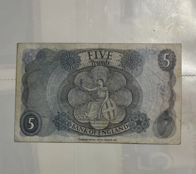 VINTAGE OLD RETRO British Paper Money £5 Bank of England £40.00 ...