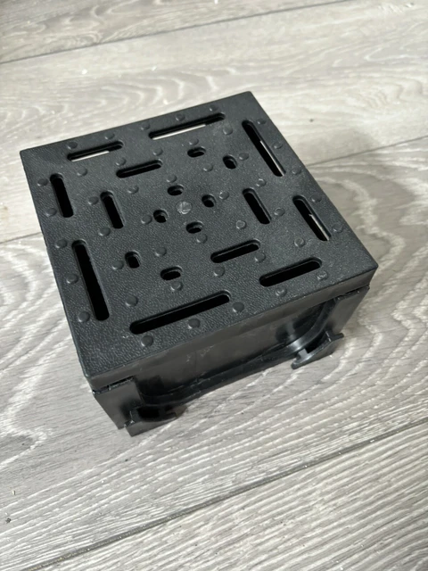 DRAINAGE CHANNEL CORNER Cube Driveway Garden Garage Gully Rain Water £ ...