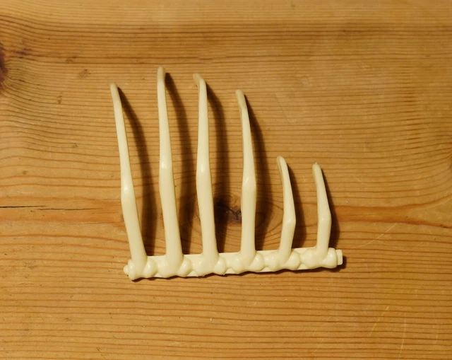 MATTEL 1994 LION King Pride Rock Playset Rib Cage Accessory UK BUYERS ...