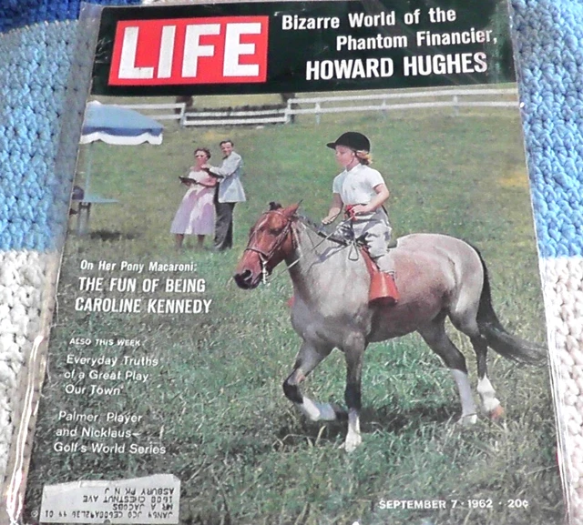 LIFE MAGAZINE SEPTEMBER 7 1962 Howard Hughes Caroline Kennedy Golf Jack ...