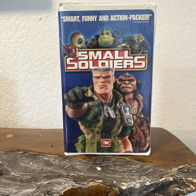 SMALL SOLDIERS (VHS Video Tape, 1998, Clamshell) Dreamworks £9.17 ...